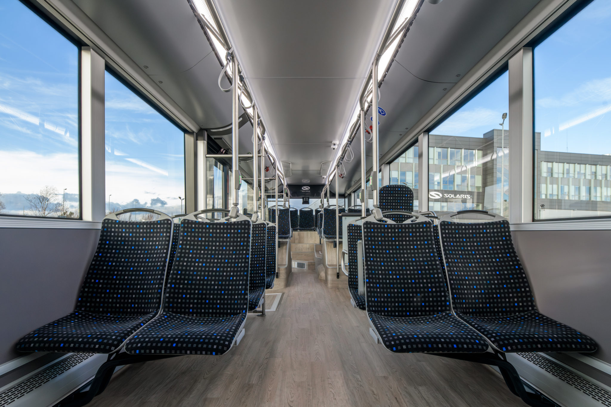 Solaris Urbino 12 electric SUSTAINABLE BUS AWARD 2025 - SOLARIS